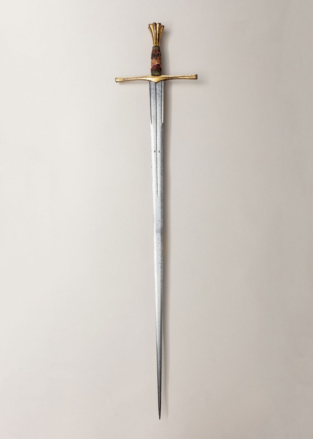 BEAUTIFUL AND DEADLY: THE LARGEST COLLECTION OF BLADES FROM AROUND THE ...